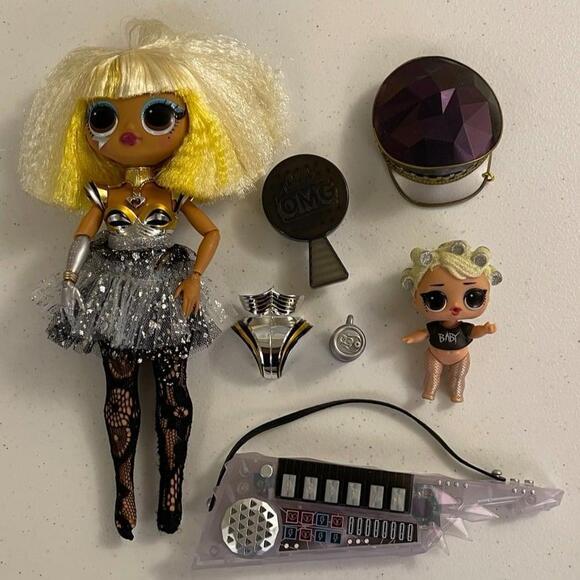 MGA Entertainment | Toys | Lol Surprise Omg Remix Rock Fame Queen With ...